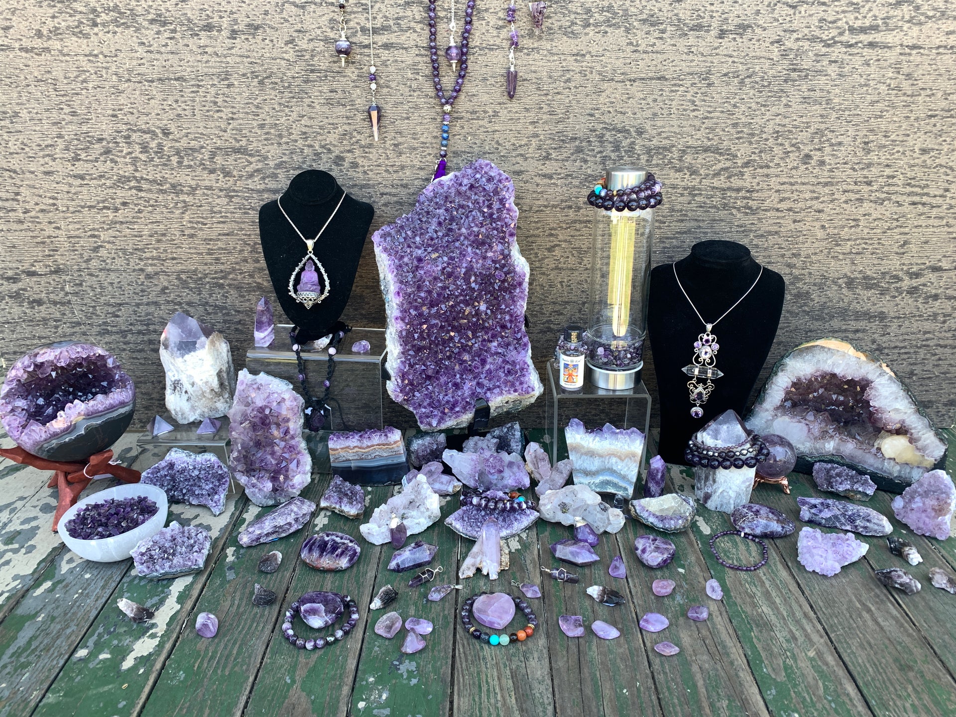 Cosmic Connections | Nashville, TN